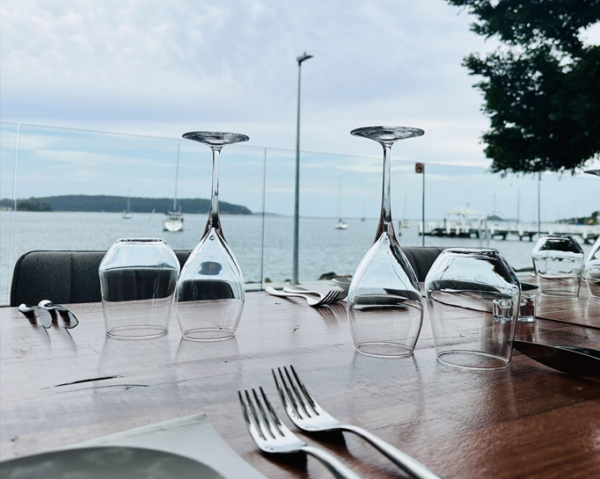 Waters Edge Restaurant Modern Australian Restaurant Batemans Bay ...